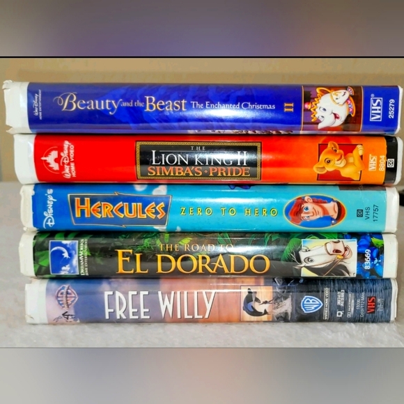 Disney | Media | Disney Vhs Lot Of 5 Clam Shell Classic Movies Free ...